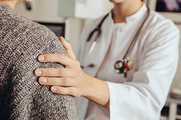 Teen's Tragic Crash Reveals Haunting Last Message: What She's Holding ...